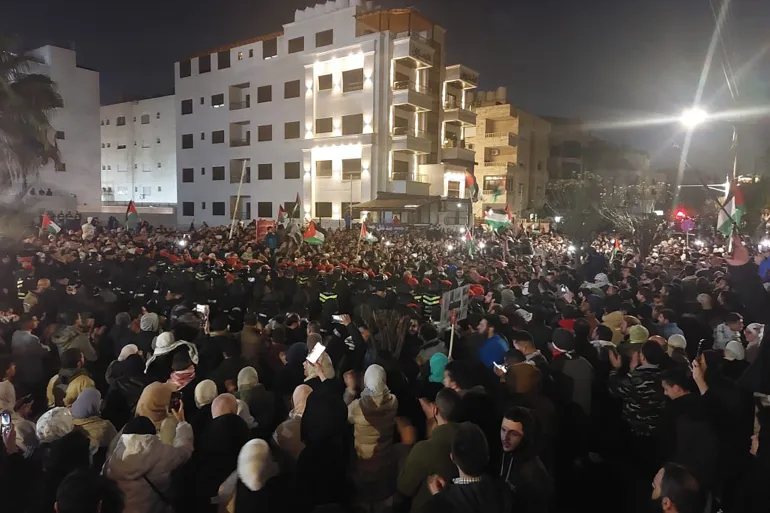 Dukungan Rakyat Yordania ke Gaza, Boikot Produk AS-Israel Hingga ...