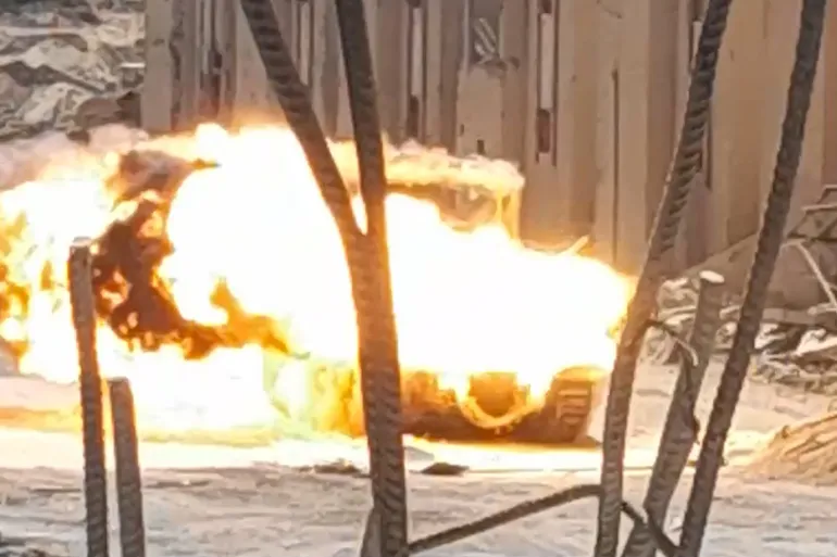 Tank Merkava Israel Rongsok di Jalur Gaza, Helikopter Evakuasi Tentara ...
